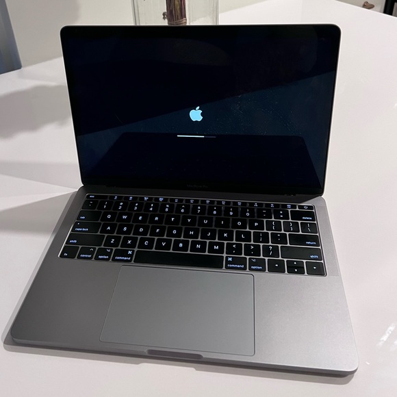 Apple | Office | Macbook Pro 3 Inch 217 | Poshmark